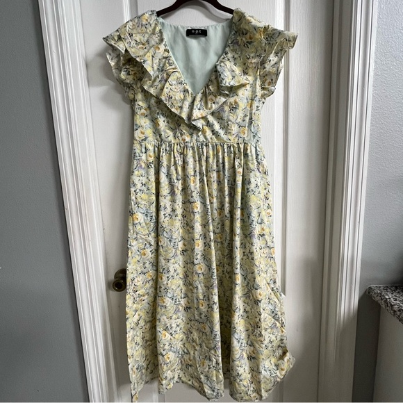 o.p.t | Dresses | Opt Floral Maxi Dress With Ruffle Accents | Poshmark